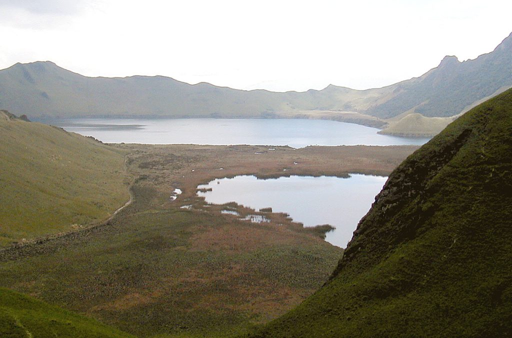 Ciencia1.com - Historia eruptiva del volcán Mojanda - Fuya Fuya